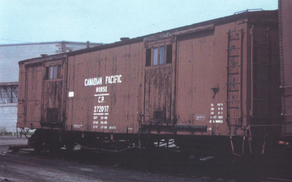 Wooden Freight Car – CPR 272007 | St. Lawrence Division